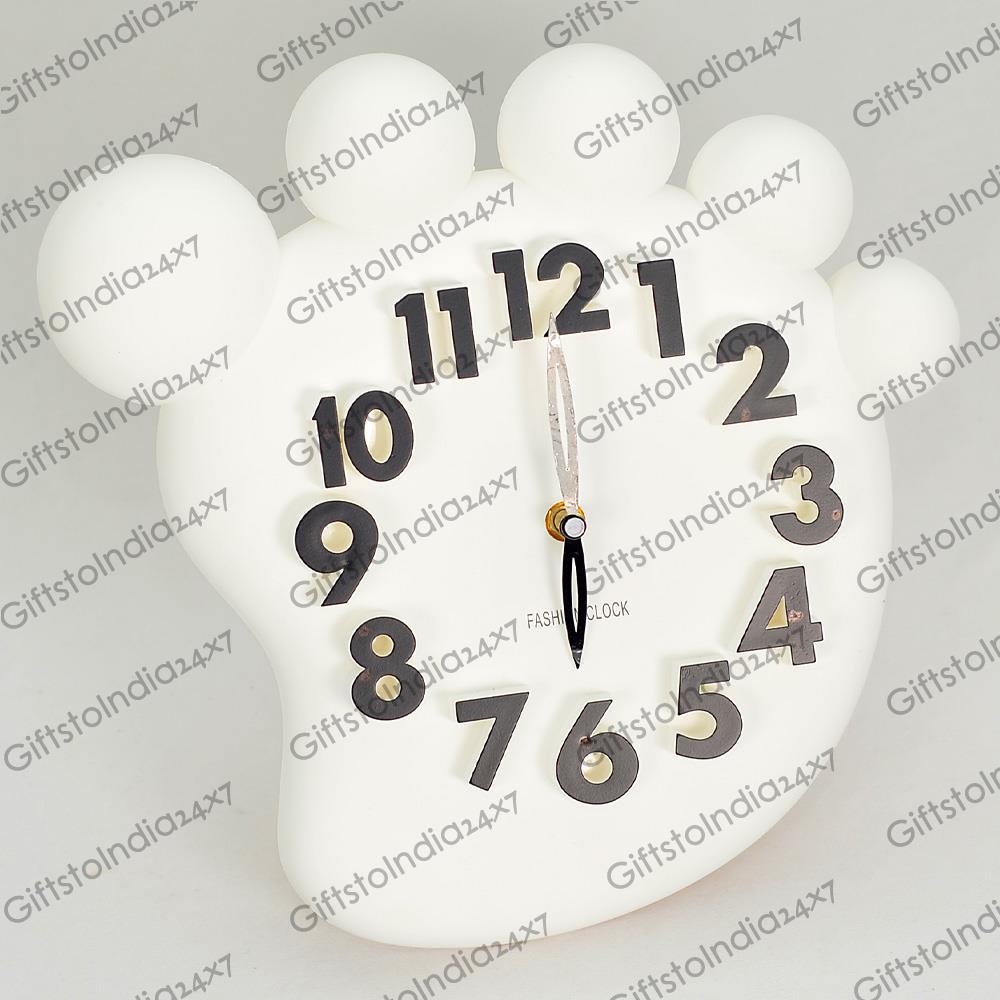 White Footprint Creative Wall Clock | Clocks