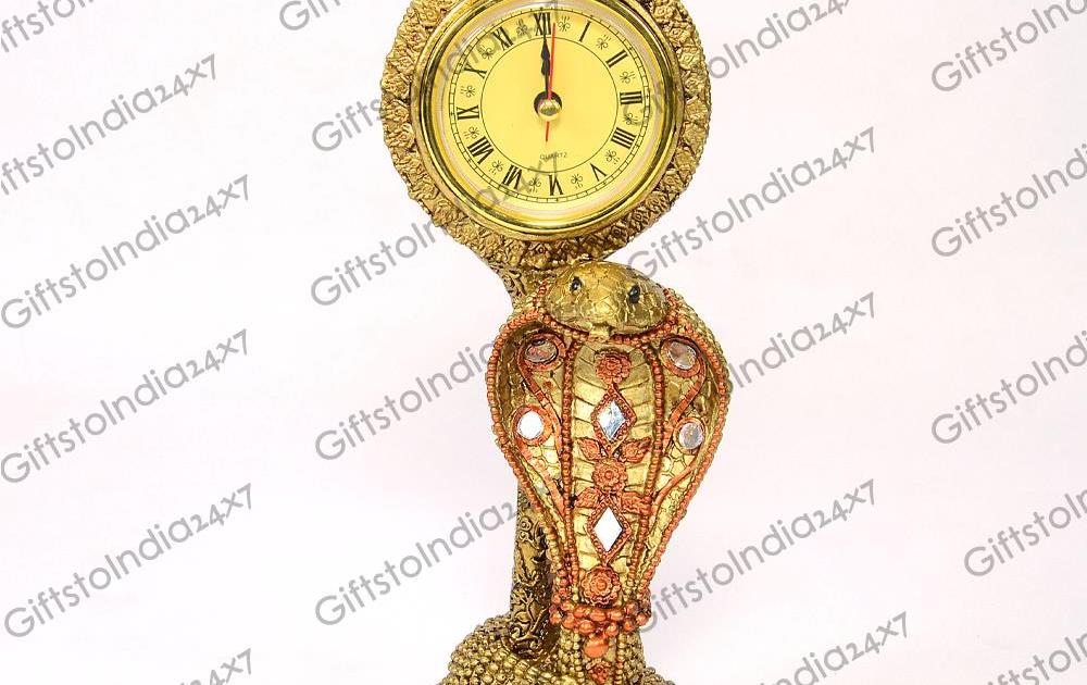 Exclusive Snake Showpiece with a Clock | Clocks