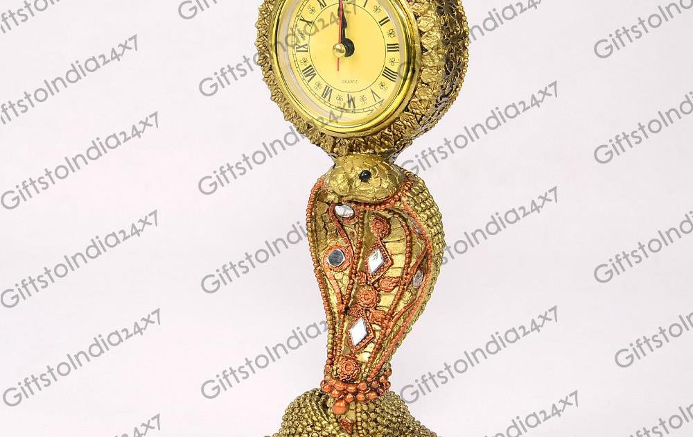 Attractive Snake Showpiece with a Clock | Home Decor