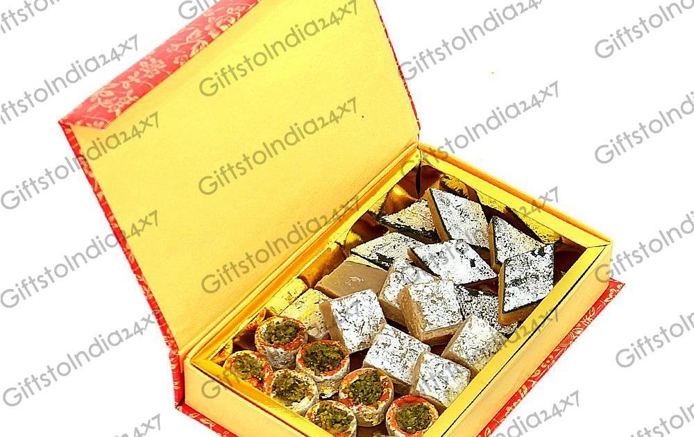 Mixed Barfi Hamper, Sweets
