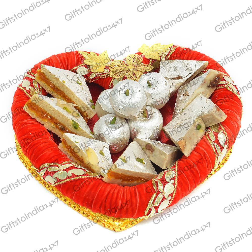 Lovely Mixed Sweets Hamper, Sweets