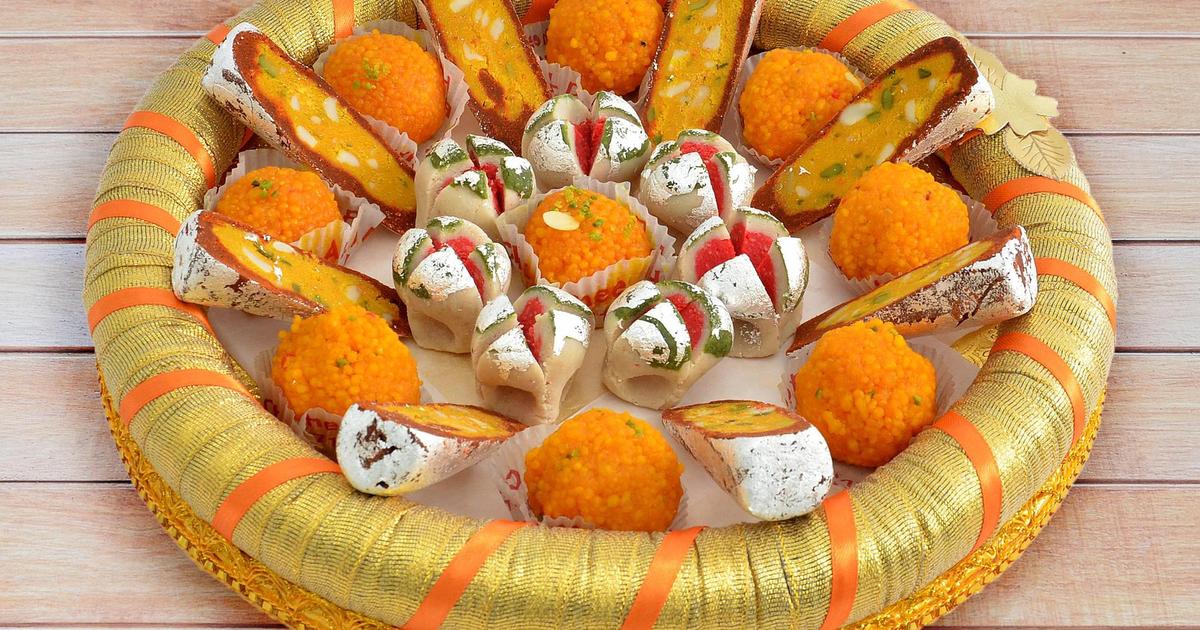 Round Thali of Tasty Sweet | Exclusive Thalis