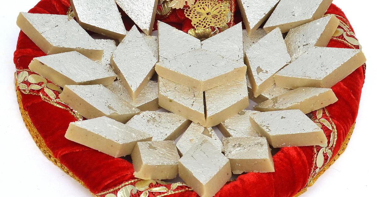 Kaju Barfi In Red Heart Shaped Tray | Same Day