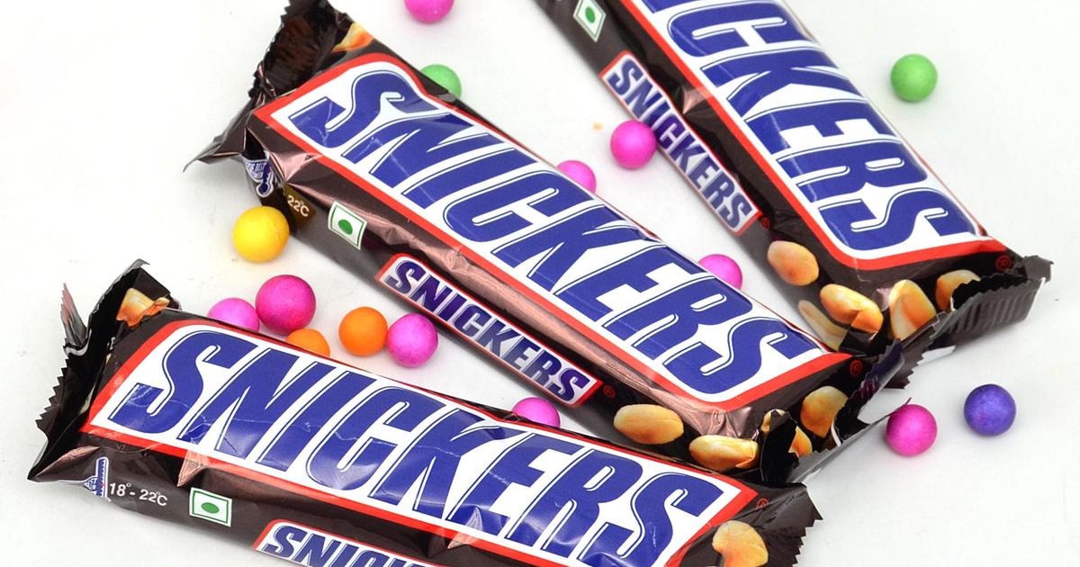 Delectable Snickers Combo | Only Chocolates