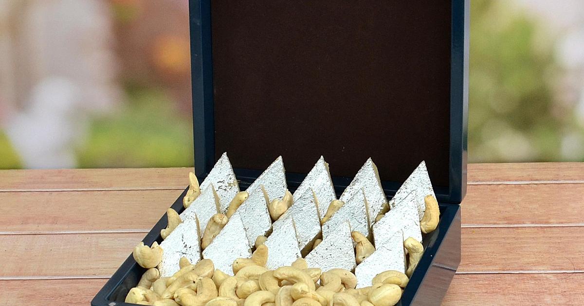 All in One Hamper - Kaju Barfi & Kaju with a Box | Gift Baskets