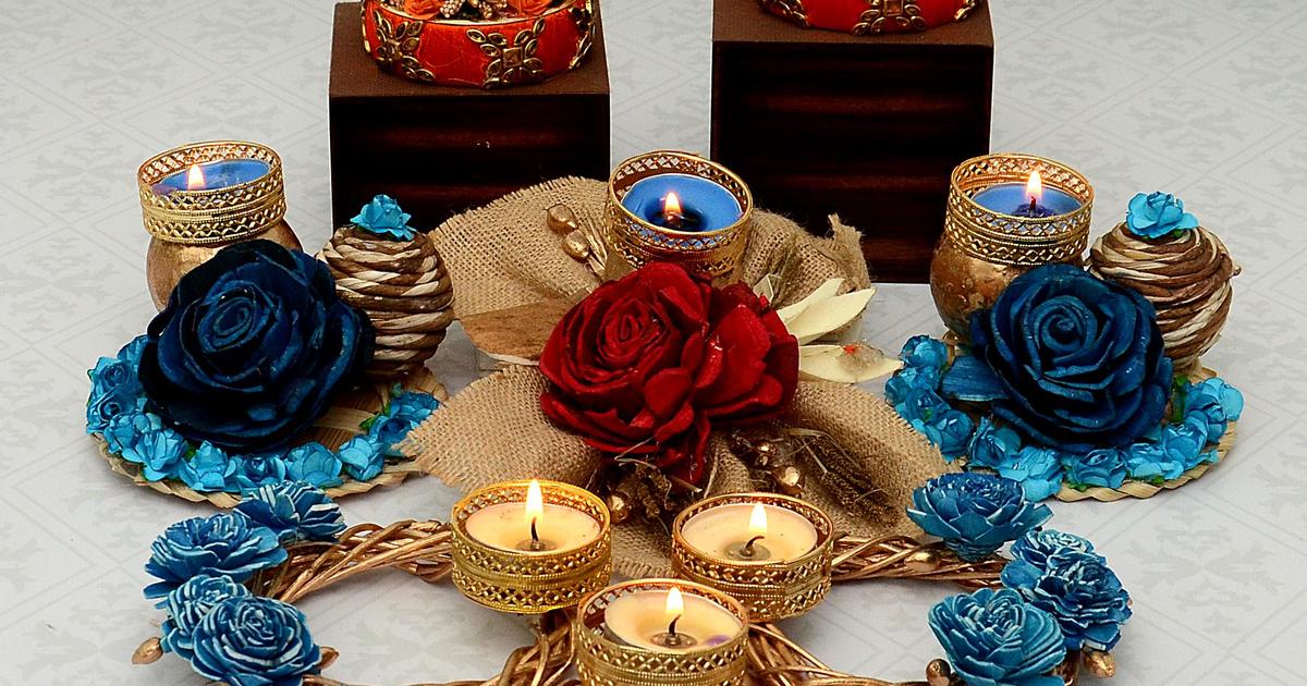 Handmade Decorated Diya Hamper | Diwali Diyas