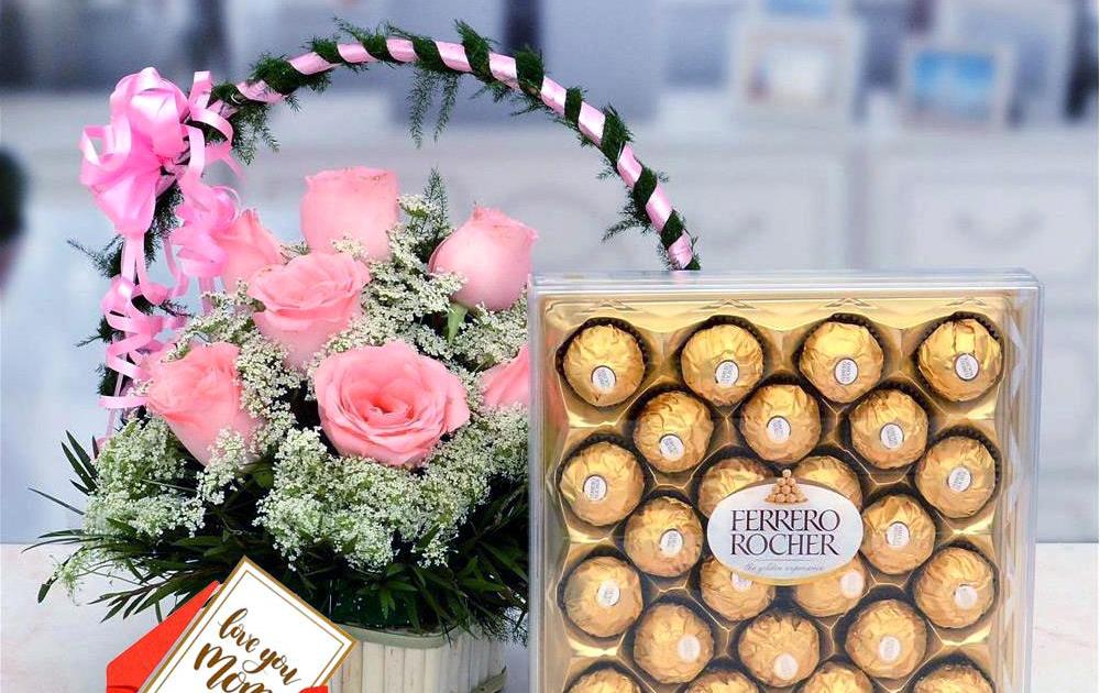 Rose Basket & Ferrero Rocher | Mothers Day Flowers & Chocolates