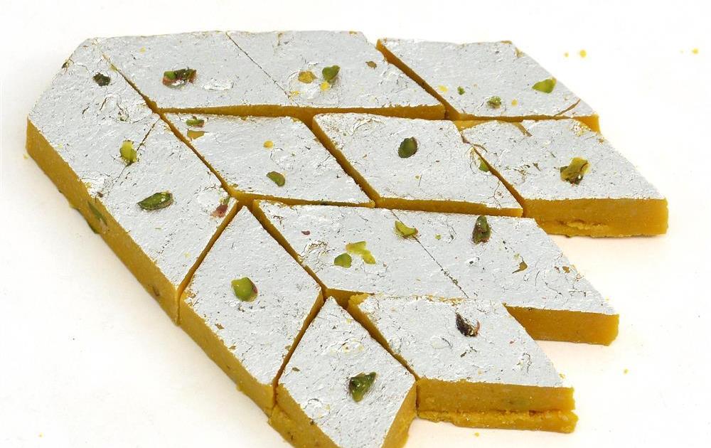 Kaju Kesar Barfi 250 gms, Sweets for Same Day Delivery