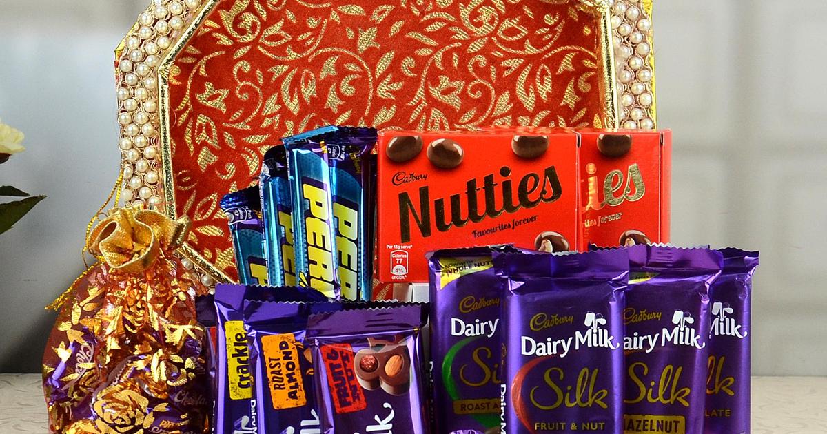 Choco Delight in Octagon Thali, Chocolate Hampers
