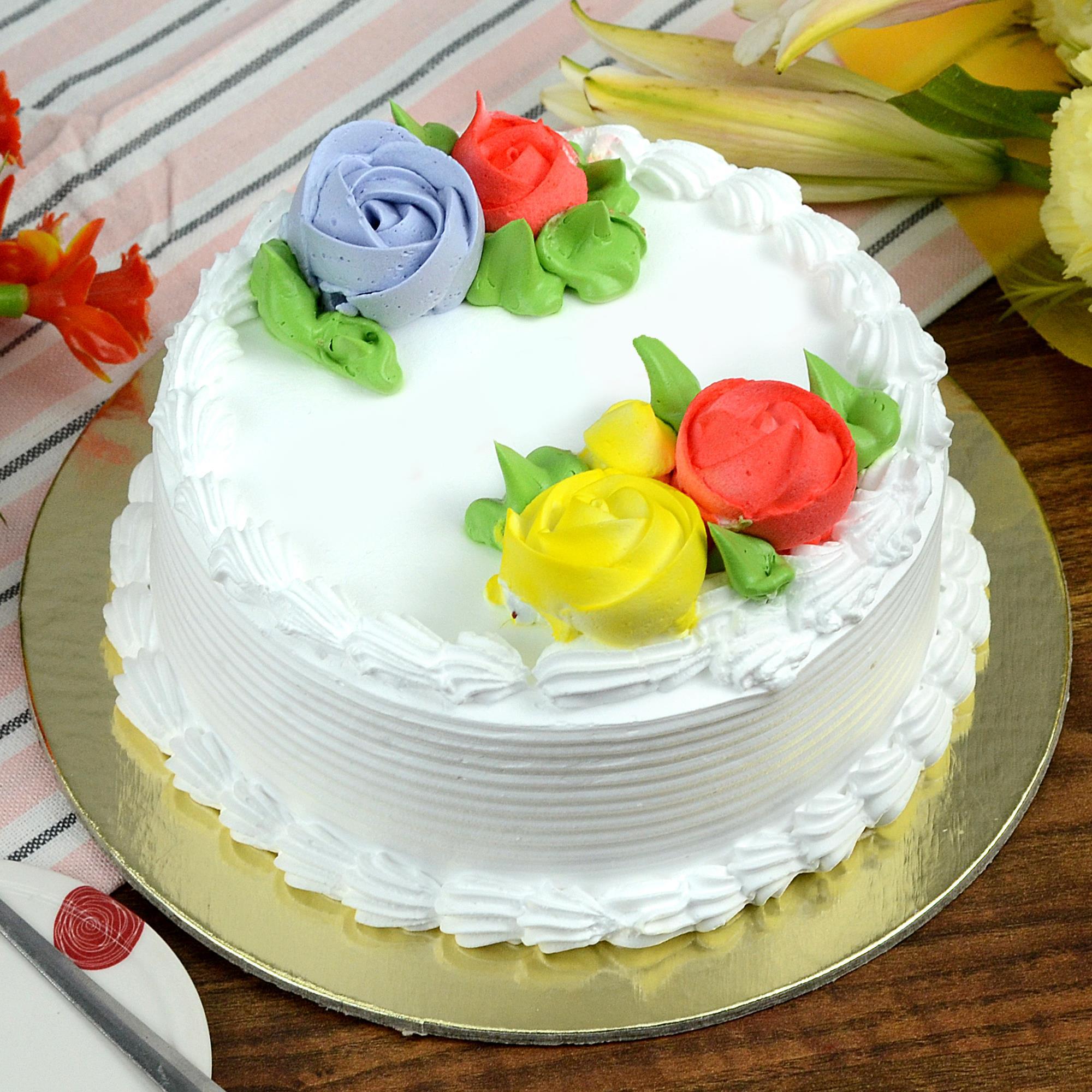 White Vanilla Cake | Cakes