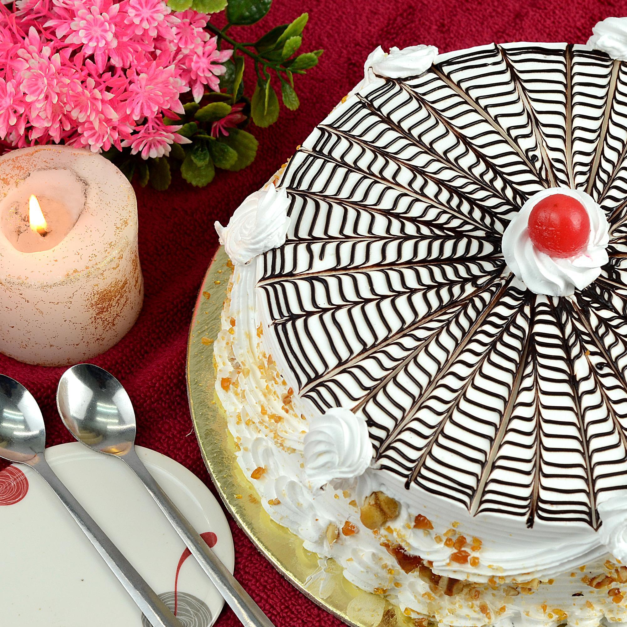 Crunchy Round Butterscotch Cake 1kg | Special Cakes