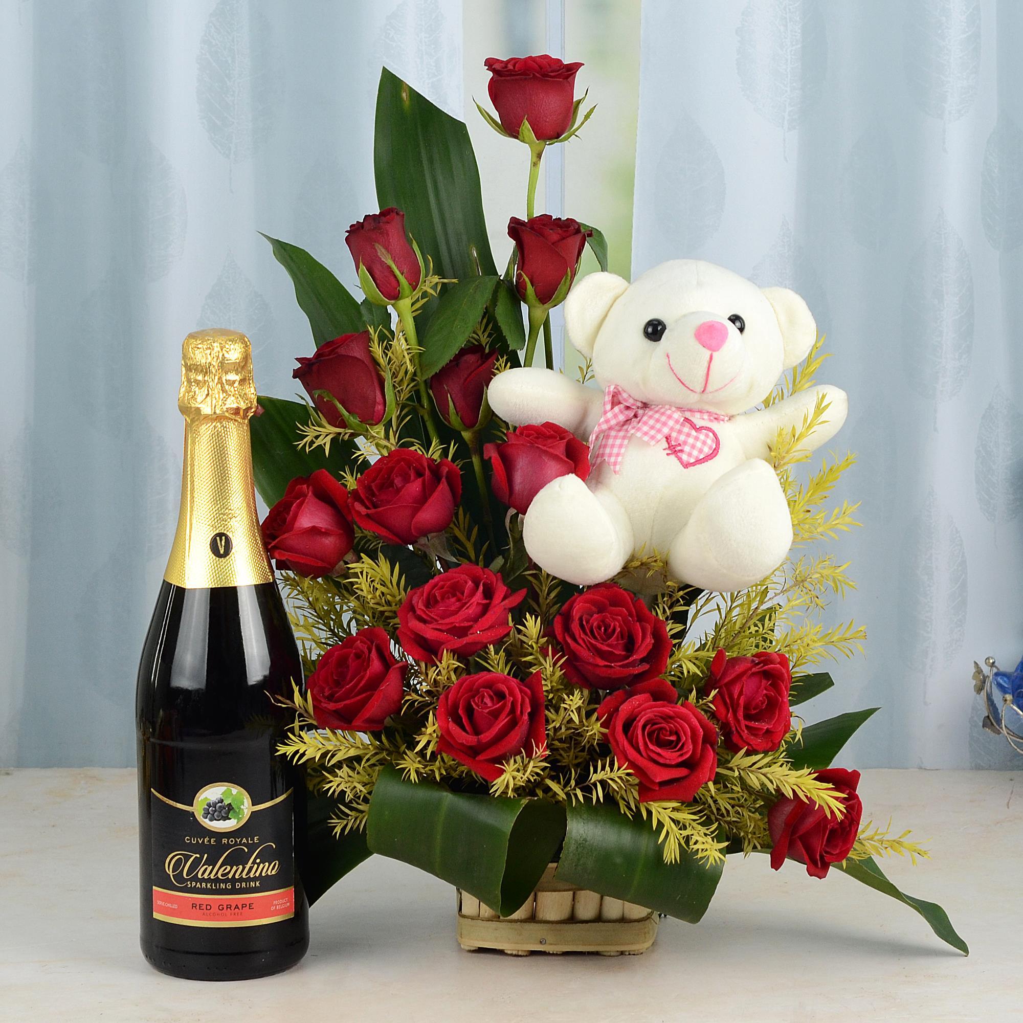 A Wondrous Rose Hamper | Flower Hamper