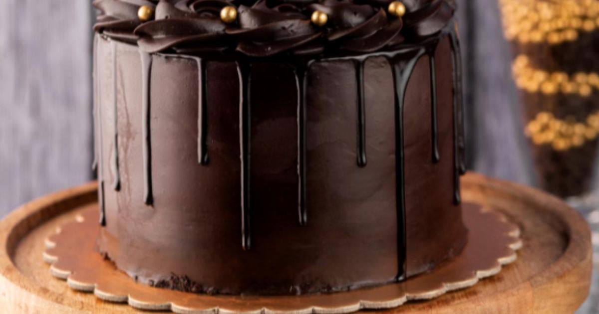 Choco Fantasy Cake 1/2 Kg - HC | 7th Heaven, Thane