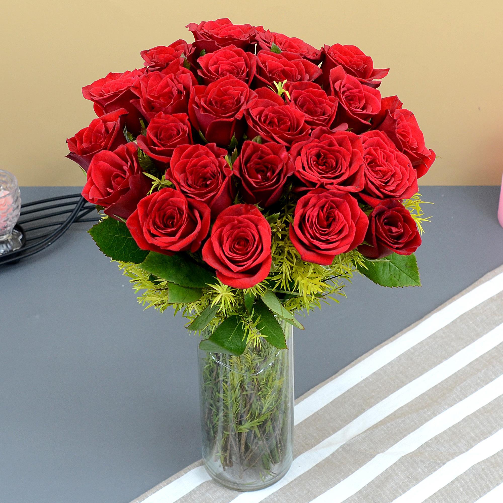 Vase of Luscious Red Roses | Send Flowers in a Vase