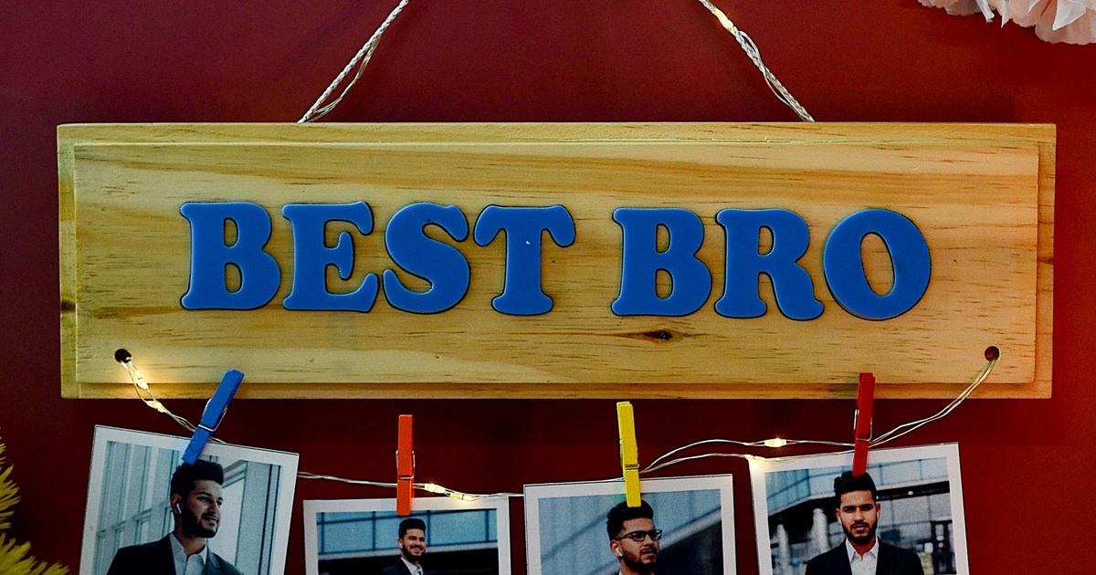 Best Bro Personalized LED Frame, Personalized Photo Frames