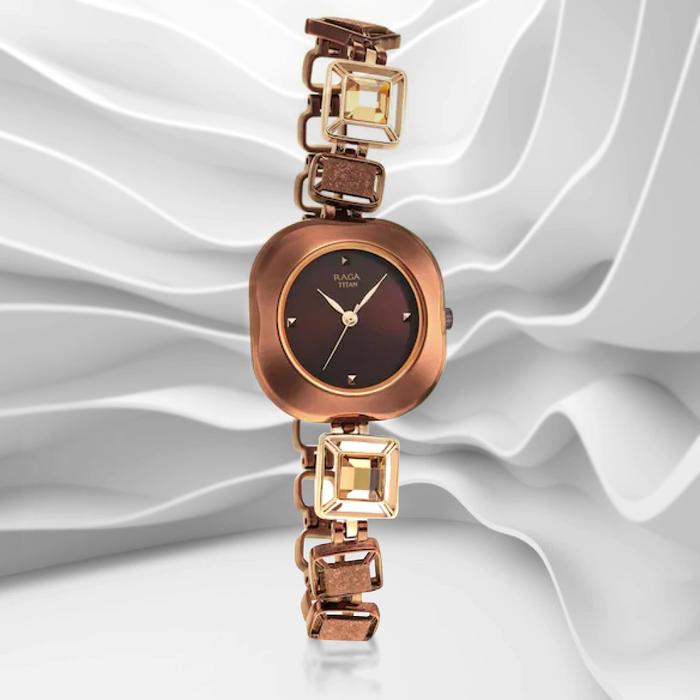 Titan Raga 95140QM01, | Rakhi Sister Watches