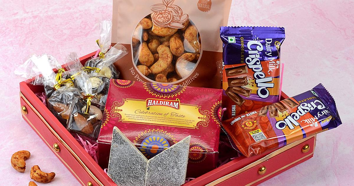 Exclusive Treats Hamper | Assorted Hampers