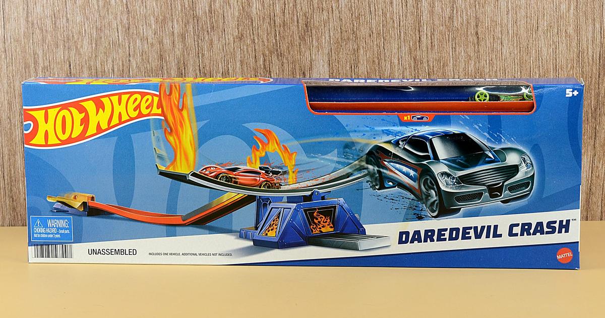 Hot Wheels Daredevil Crash | Toys and Games