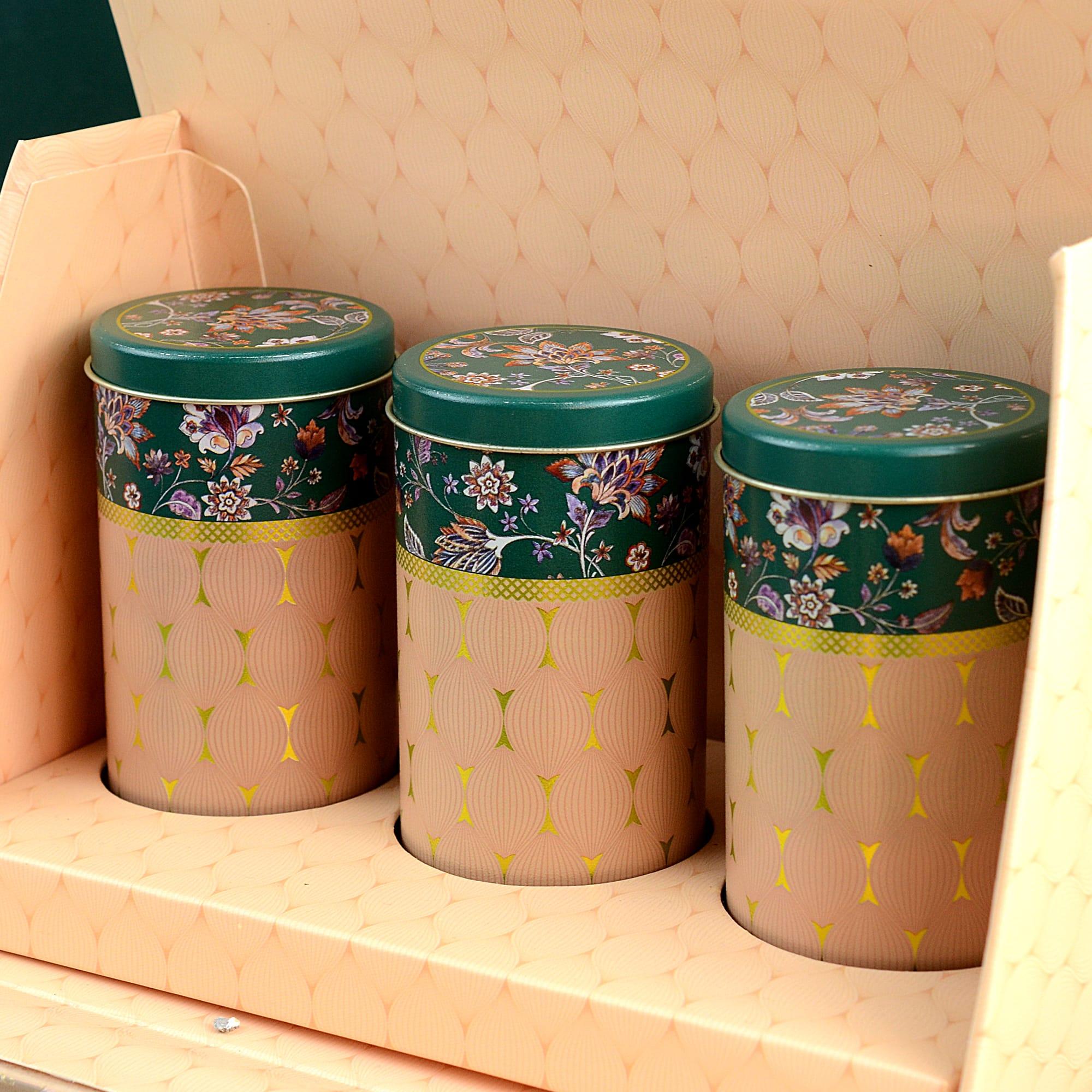 Pyramid Dry Fruit Box, Dry Fruits Hampers