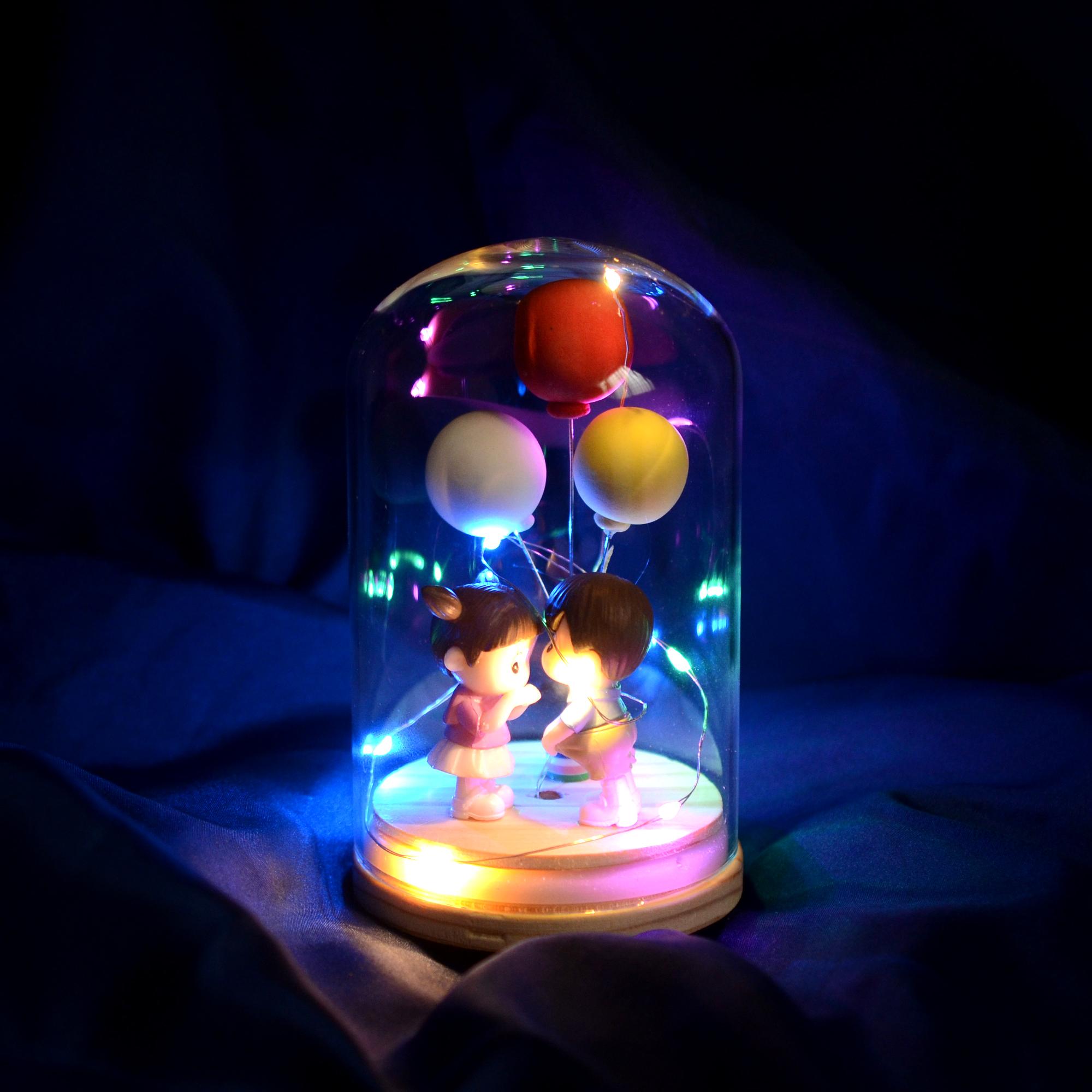 Fairy light Couple Showpiece, Show Pieces