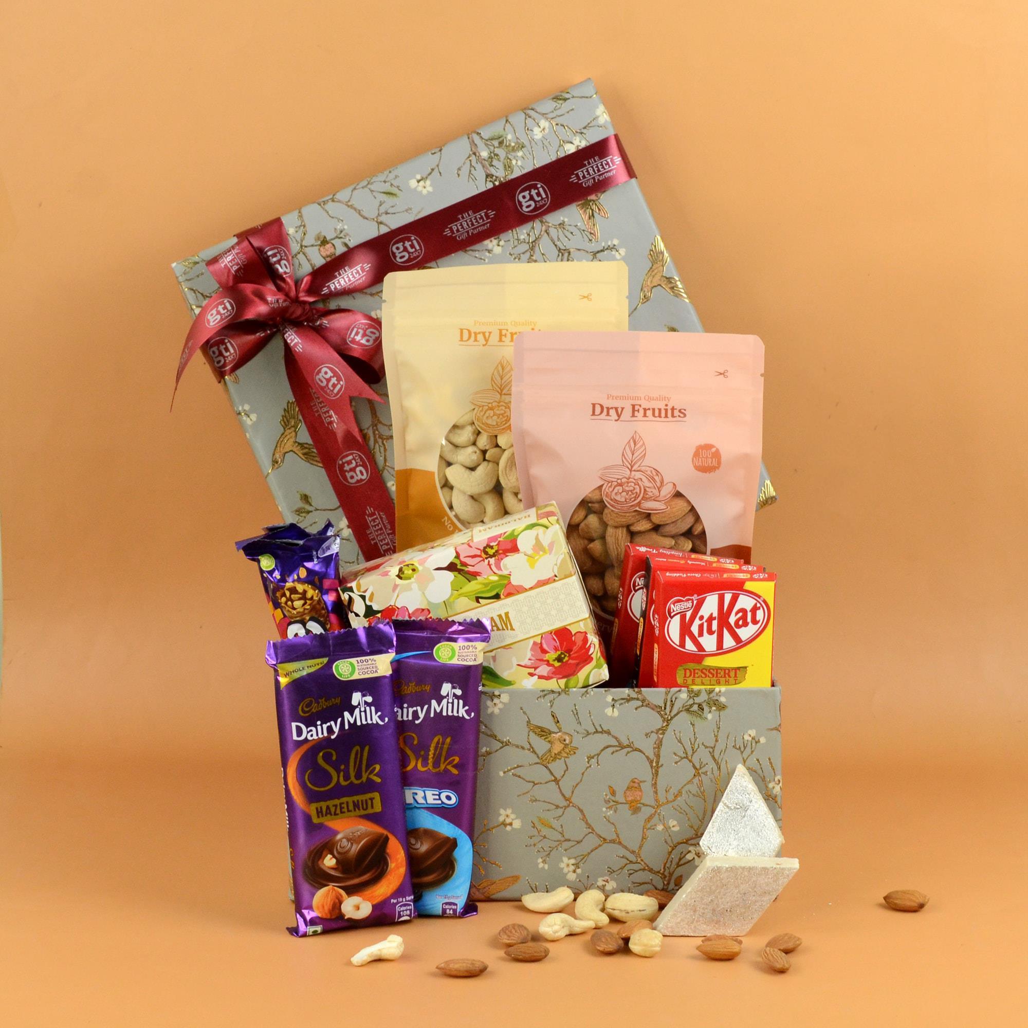 Sweets and Treats Hamper | Assorted Hampers