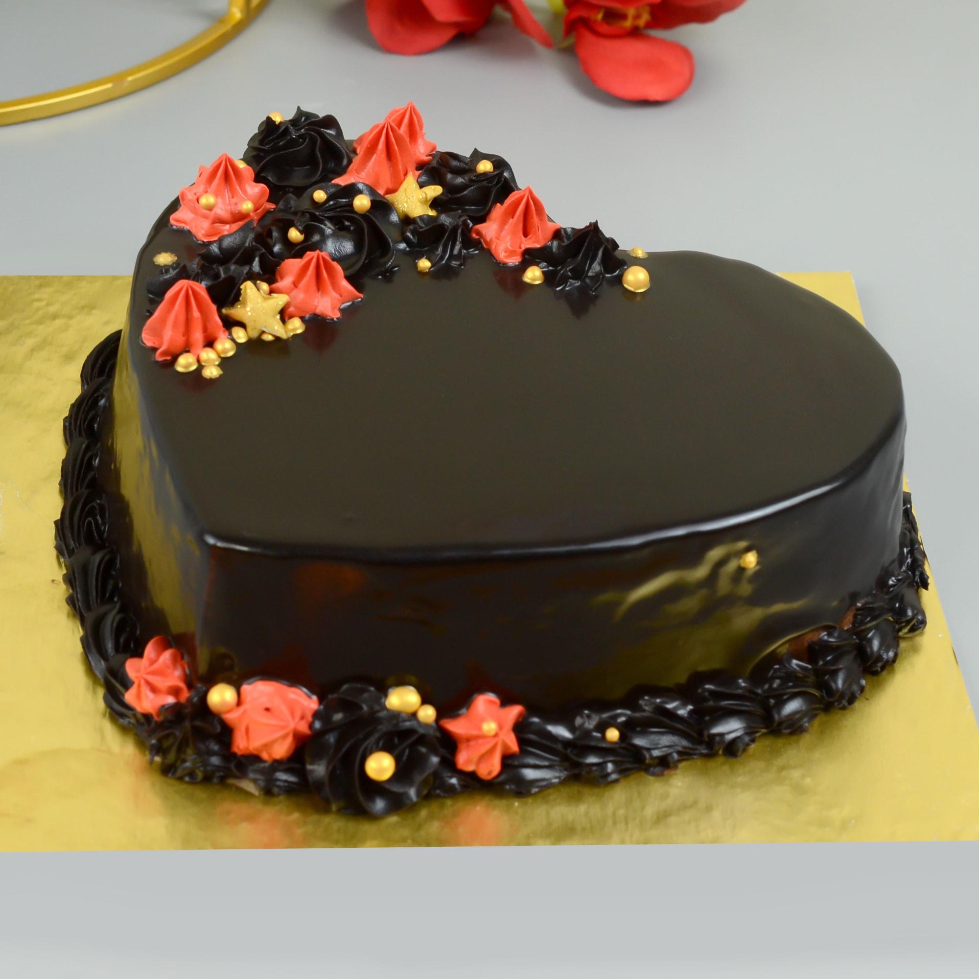 Heart of Chocolate Cake 1Kg | Cakes