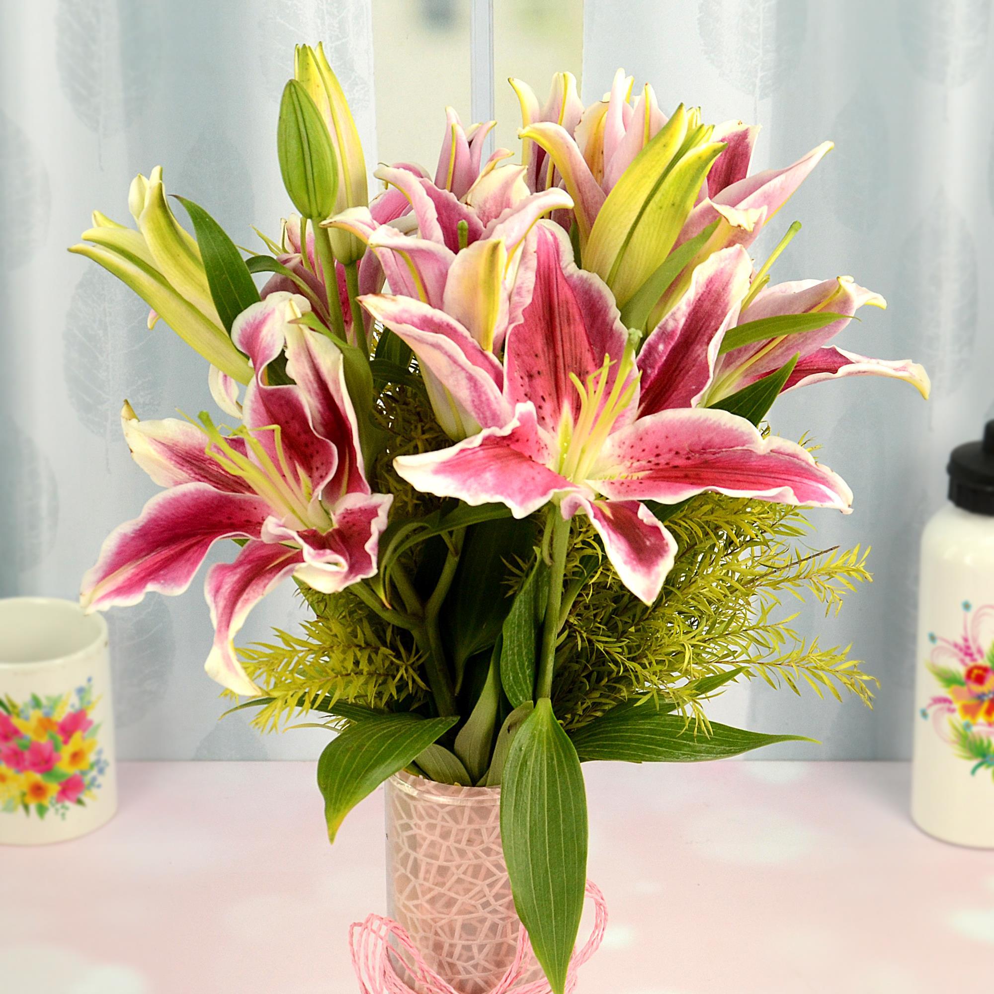 Charming Lilies | Exotic Flowers
