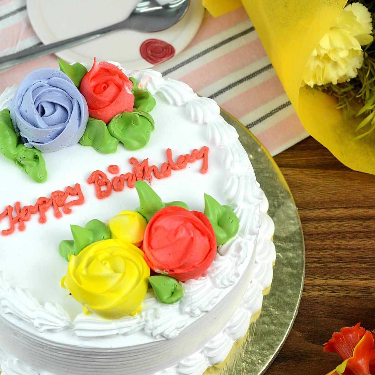 Birthday Vanilla Cake - 1/2 Kg., Cakes on Birthdays